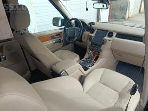 Zaļš Land Rover Discovery 2010 Rīga, ar dzinēja tilpumu 3.00 L un nobraukumu 320 tūkst. km par 6700 €, foto 12 vietnē AUTOMOTO.COM.LV