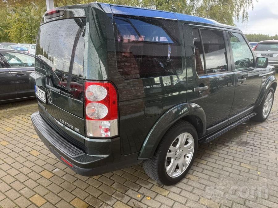 Zaļš Land Rover Discovery 2010 Talsi, ar dzinēja tilpumu 3.00 L un nobraukumu 322 tūkst. km par 7995 €, foto 5 vietnē AUTOMOTO.COM.LV
