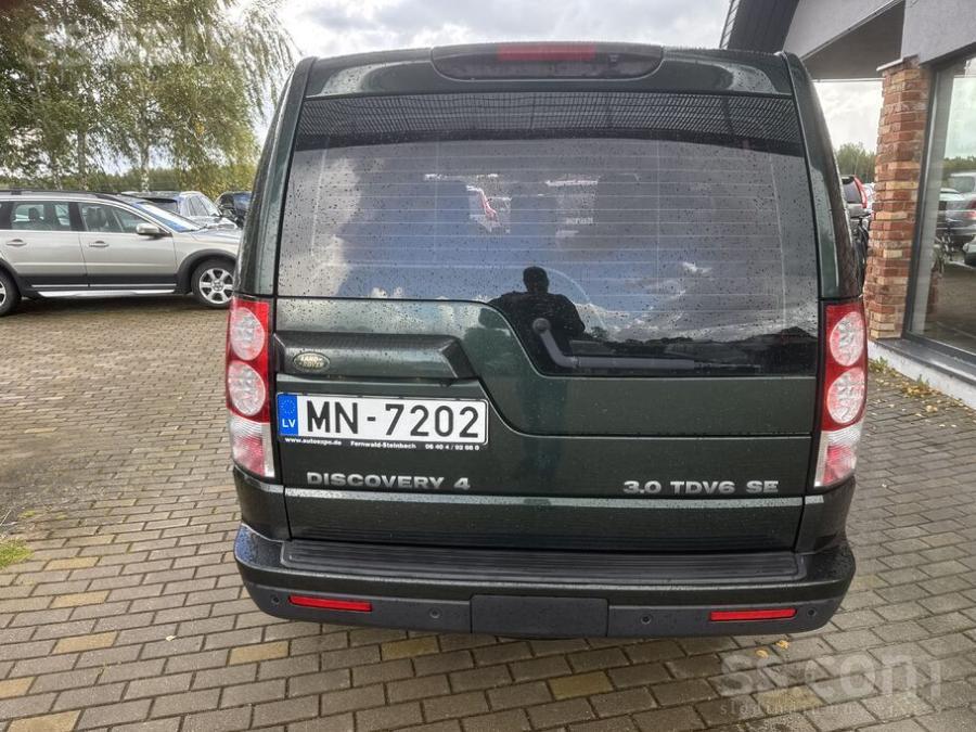 Zaļš Land Rover Discovery 2010 Talsi, ar dzinēja tilpumu 3.00 L un nobraukumu 322 tūkst. km par 7995 €, foto 6 vietnē AUTOMOTO.COM.LV