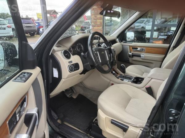 Zaļš Land Rover Discovery 2010 Talsi, ar dzinēja tilpumu 3.00 L un nobraukumu 322 tūkst. km par 7995 €, foto 10 vietnē AUTOMOTO.COM.LV