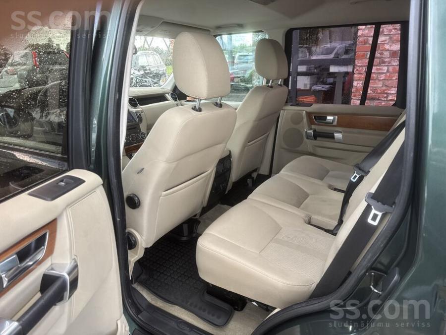 Zaļš Land Rover Discovery 2010 Talsi, ar dzinēja tilpumu 3.00 L un nobraukumu 322 tūkst. km par 7995 €, foto 13 vietnē AUTOMOTO.COM.LV