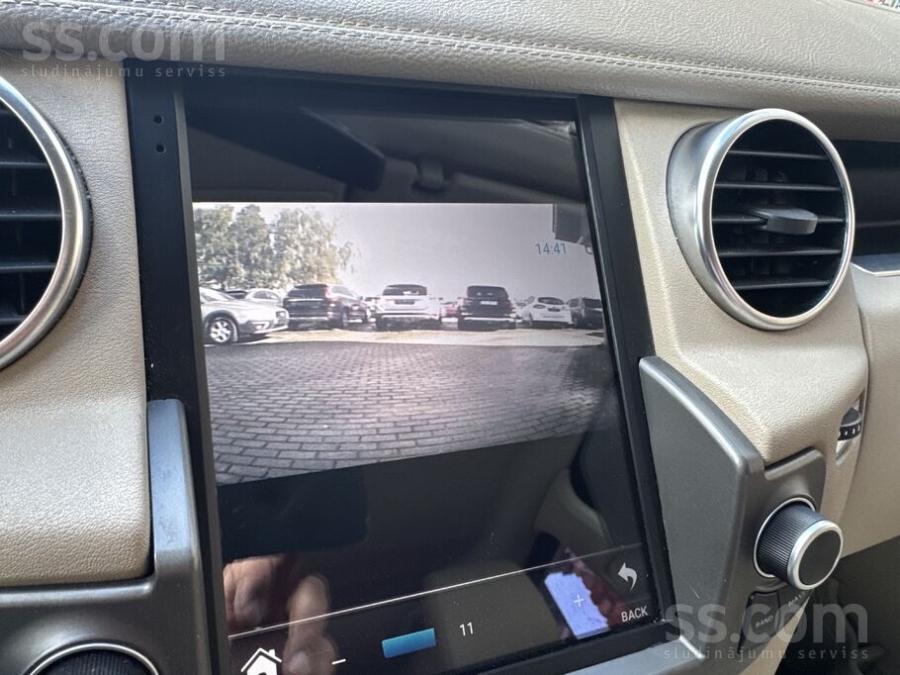 Zaļš Land Rover Discovery 2010 Talsi, ar dzinēja tilpumu 3.00 L un nobraukumu 322 tūkst. km par 7995 €, foto 24 vietnē AUTOMOTO.COM.LV