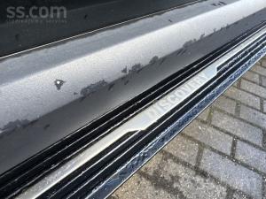 Zaļš Land Rover Discovery 2010 Talsi, ar dzinēja tilpumu 3.00 L un nobraukumu 322 tūkst. km par 7995 €, foto 25 vietnē AUTOMOTO.COM.LV