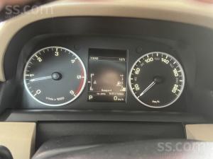Zaļš Land Rover Discovery 2010 Talsi, ar dzinēja tilpumu 3.00 L un nobraukumu 322 tūkst. km par 7995 €, foto 27 vietnē AUTOMOTO.COM.LV