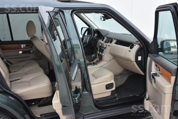 Green Land Rover Discovery 2011 in Riga, with an engine capacity of 3.00 L and mileage of 285 thousand km for 9900 €, photo 7 on AUTOMOTO.COM.LV