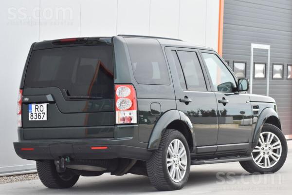 Green Land Rover Discovery 2011 in Riga, with an engine capacity of 3.00 L and mileage of 285 thousand km for 10500 €, photo 6 on AUTOMOTO.COM.LV