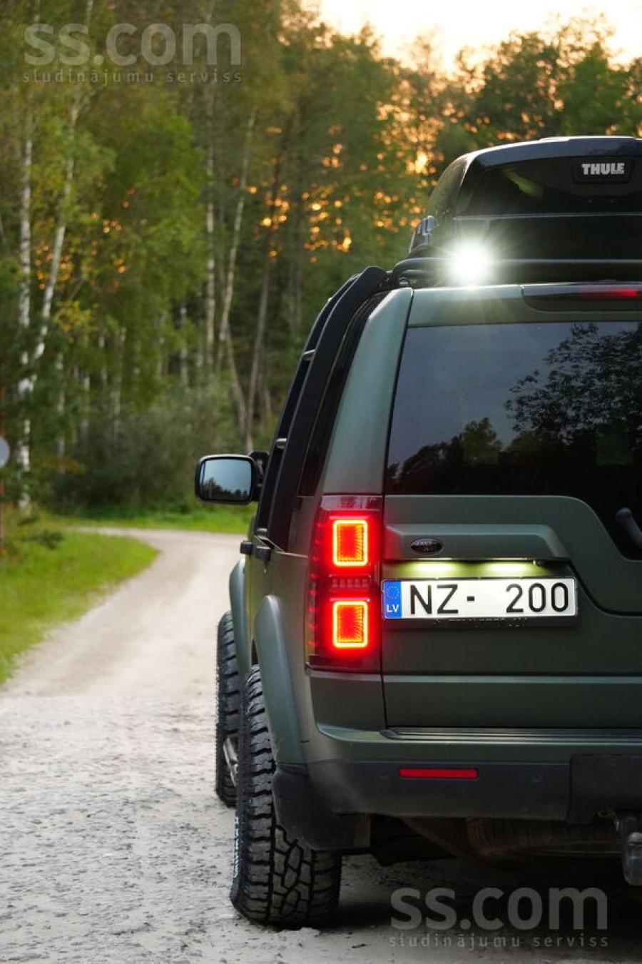 Zaļš Land Rover Discovery 2011 Rīga, ar dzinēja tilpumu 3.00 L un nobraukumu 265 tūkst. km par 21900 €, foto 6 vietnē AUTOMOTO.COM.LV