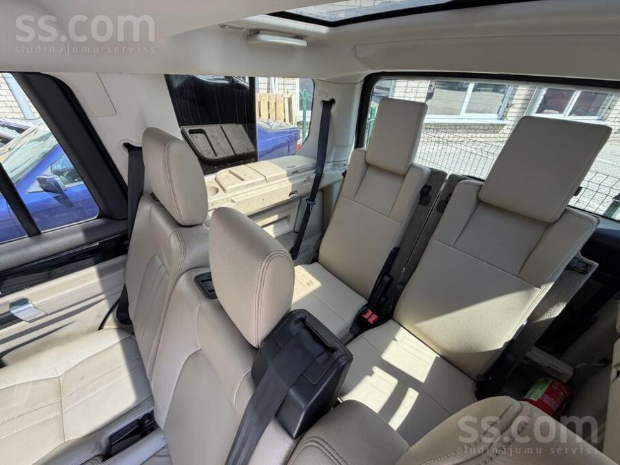 Zaļš Land Rover Discovery 2011 Rīga, ar dzinēja tilpumu 3.00 L un nobraukumu 265 tūkst. km par 21900 €, foto 23 vietnē AUTOMOTO.COM.LV