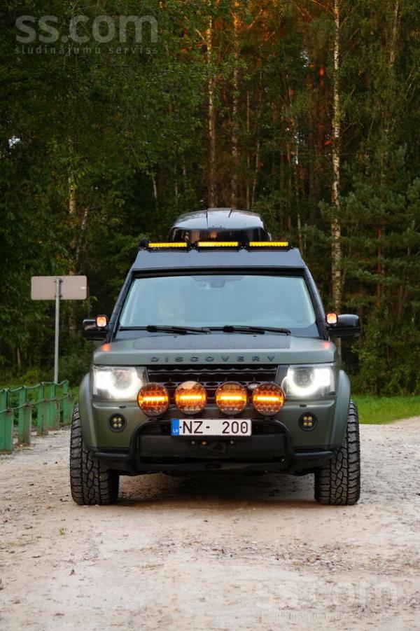 Zaļš Land Rover Discovery 2011 Rīga, ar dzinēja tilpumu 3.00 L un nobraukumu 265 tūkst. km par 21900 €, foto 4 vietnē AUTOMOTO.COM.LV