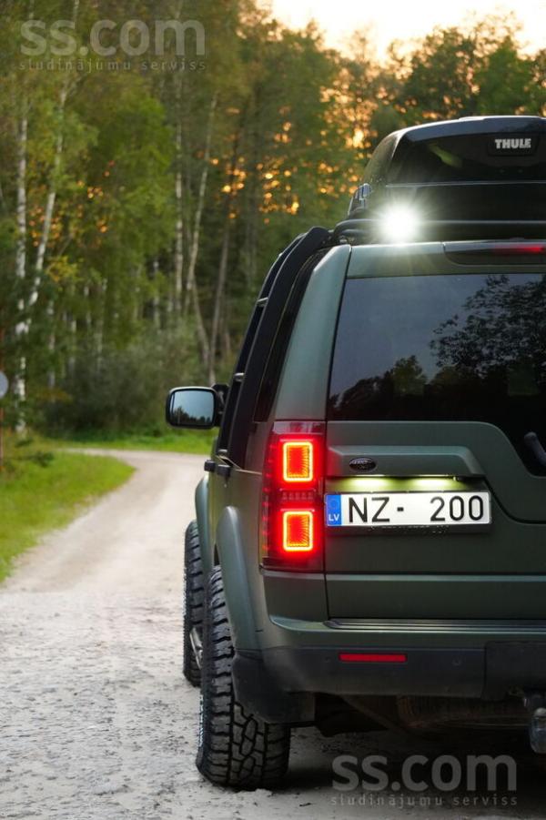 Zaļš Land Rover Discovery 2011 Rīga, ar dzinēja tilpumu 3.00 L un nobraukumu 265 tūkst. km par 21900 €, foto 5 vietnē AUTOMOTO.COM.LV