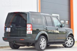 Green Land Rover Discovery 2011 in Riga, with an engine capacity of 3.00 L and mileage of 285 thousand km for 9750 €, photo 3 on AUTOMOTO.COM.LV
