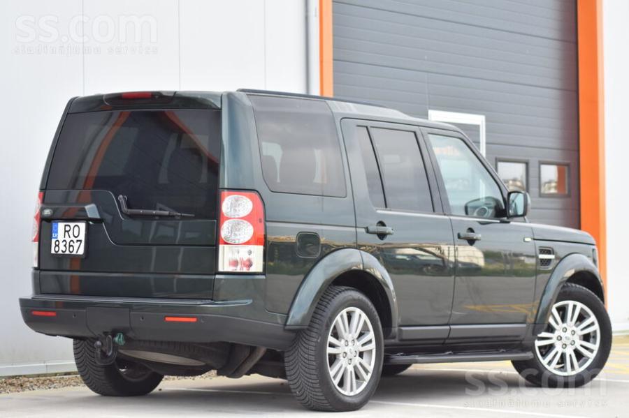 Green Land Rover Discovery 2011 in Riga, with an engine capacity of 3.00 L and mileage of 285 thousand km for 9750 €, photo 5 on AUTOMOTO.COM.LV