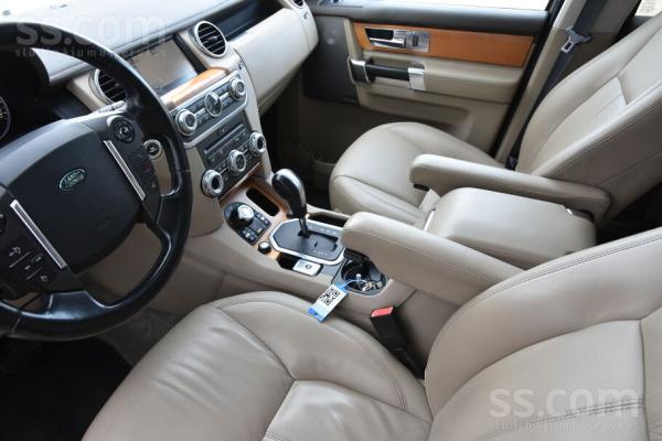 Zaļš Land Rover Discovery 2011 Rīga, ar dzinēja tilpumu 3.00 L un nobraukumu 285 tūkst. km par 9900 €, foto 8 vietnē AUTOMOTO.COM.LV