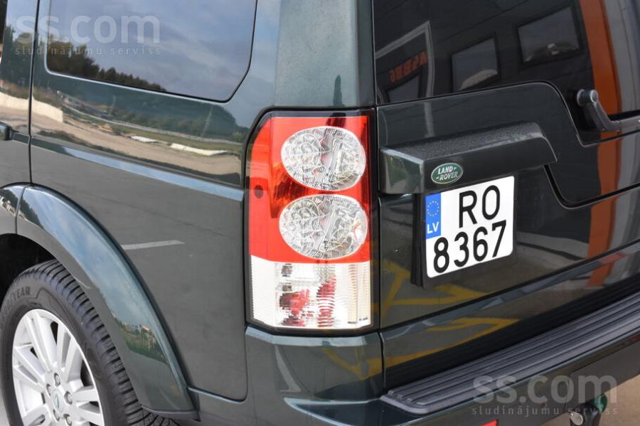 Green Land Rover Discovery 2011 in Riga, with an engine capacity of 3.00 L and mileage of 285 thousand km for 9750 €, photo 32 on AUTOMOTO.COM.LV