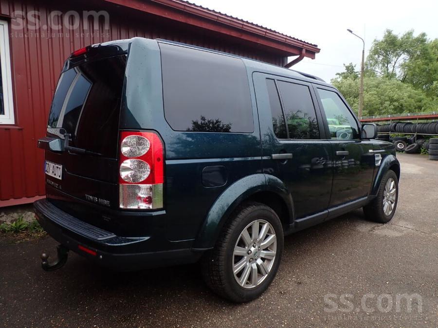 Zaļš Land Rover Discovery 2012 Liepāja, ar dzinēja tilpumu 3.00 L un nobraukumu 353 tūkst. km par 10850 €, foto 3 vietnē AUTOMOTO.COM.LV