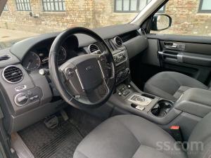 Zaļš Land Rover Discovery 2014 Rīga, ar dzinēja tilpumu 3.00 L un nobraukumu 172 tūkst. km par 13300 €, foto 7 vietnē AUTOMOTO.COM.LV