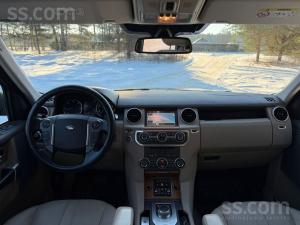 Green Land Rover Discovery 2015 in Jurmala, with an engine capacity of 3.00 L and mileage of 0 thousand km for 13990 €, photo 12 on AUTOMOTO.COM.LV