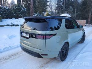 Zaļš Land Rover Discovery 2021 Ogre, ar dzinēja tilpumu 3.00 L un nobraukumu 50 tūkst. km par 45980 €, foto 4 vietnē AUTOMOTO.COM.LV