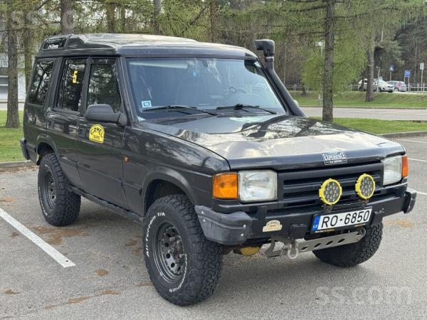 Grey Land Rover Discovery 1996 in Riga, with an engine capacity of 2.50 L and mileage of 280 thousand km for 3950 €, photo 2 on AUTOMOTO.COM.LV
