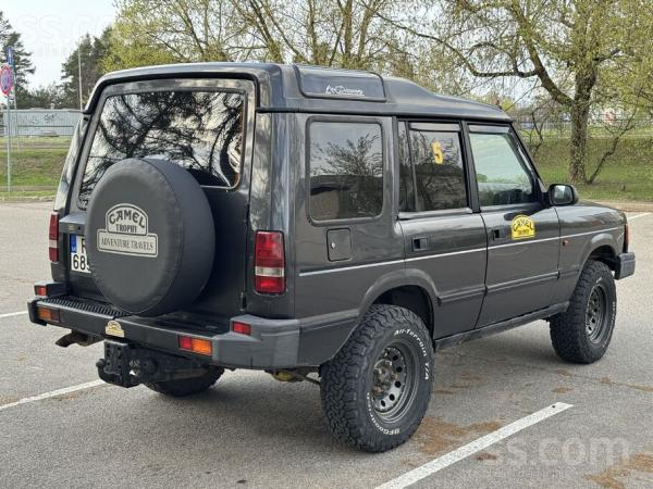 Grey Land Rover Discovery 1996 in Riga, with an engine capacity of 2.50 L and mileage of 280 thousand km for 3950 €, photo 3 on AUTOMOTO.COM.LV
