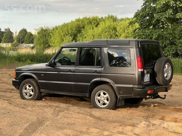 Grey Land Rover Discovery 2000 in Riga, with an engine capacity of 2.50 L and mileage of 335 thousand km for 2300 €, photo 4 on AUTOMOTO.COM.LV