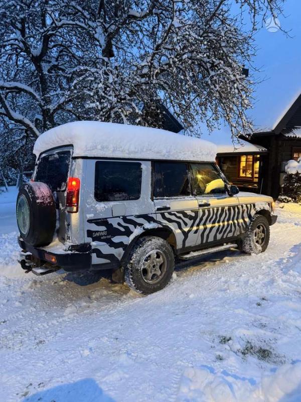 Grey Land Rover Discovery 2002 in Svencionys, with an engine capacity of 2.50 L and mileage of 260 thousand km for 3400 €, photo 3 on AUTOMOTO.COM.LV