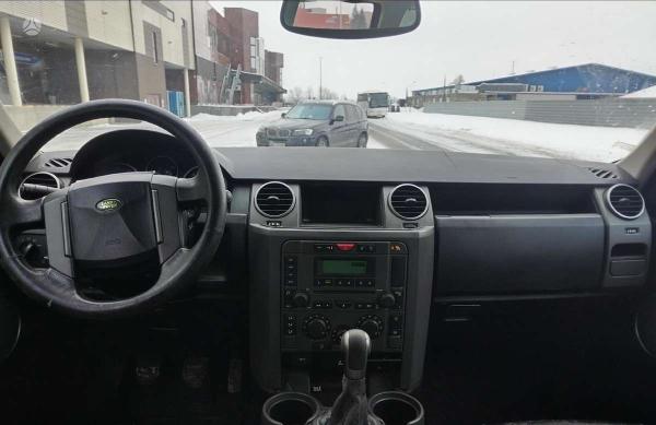 Pelēks Land Rover Discovery 2005 Rīga, ar dzinēja tilpumu 2.70 L un nobraukumu 300 tūkst. km par 3000 €, foto 7 vietnē AUTOMOTO.COM.LV