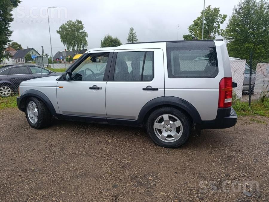 Grey Land Rover Discovery 2005 in Rezekne, with an engine capacity of 2.70 L and mileage of 343 thousand km for 3850 €, photo 8 on AUTOMOTO.COM.LV