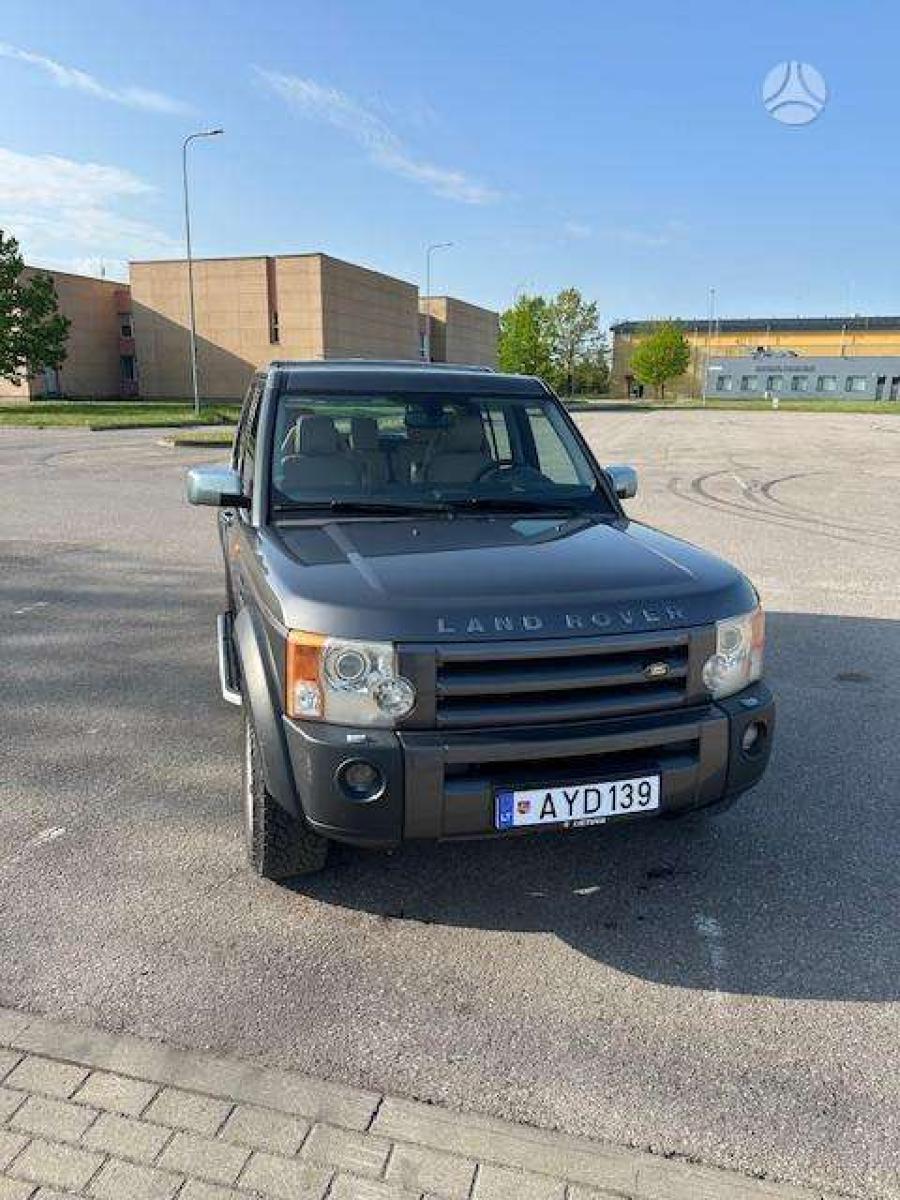 Grey Land Rover Discovery 2005 in Kaunas, with an engine capacity of 2.72 L and mileage of 399 thousand km for 3990 €, photo 1 on AUTOMOTO.COM.LV