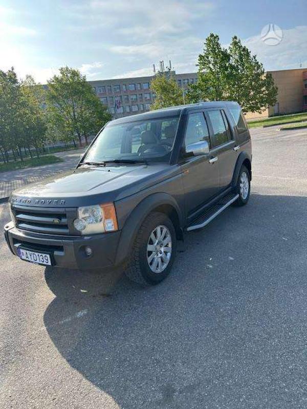 Pelēks Land Rover Discovery 2005 Kauņa, ar dzinēja tilpumu 2.72 L un nobraukumu 399 tūkst. km par 3990 €, foto 3 vietnē AUTOMOTO.COM.LV