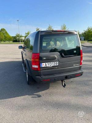 Grey Land Rover Discovery 2005 in Kaunas, with an engine capacity of 2.72 L and mileage of 399 thousand km for 3990 €, photo 4 on AUTOMOTO.COM.LV