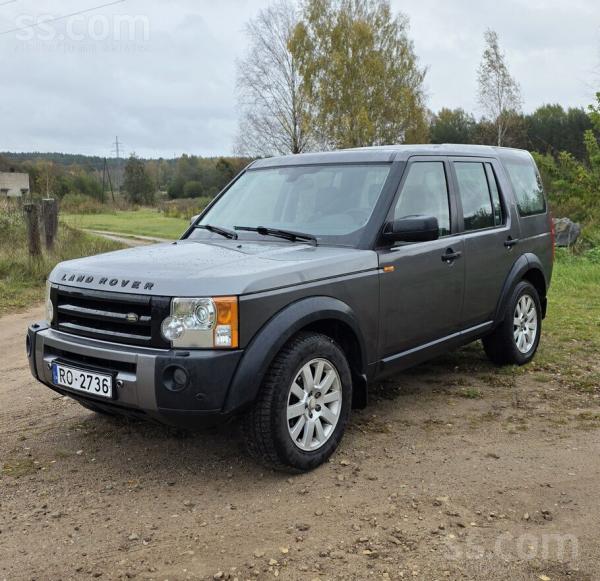 Grey Land Rover Discovery 2005 in Talsi, with an engine capacity of 2.70 L and mileage of 259 thousand km for 4100 €, photo 1 on AUTOMOTO.COM.LV
