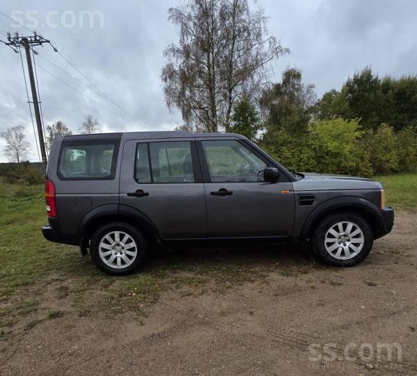 Pelēks Land Rover Discovery 2005 Talsi, ar dzinēja tilpumu 2.70 L un nobraukumu 259 tūkst. km par 4100 €, foto 8 vietnē AUTOMOTO.COM.LV