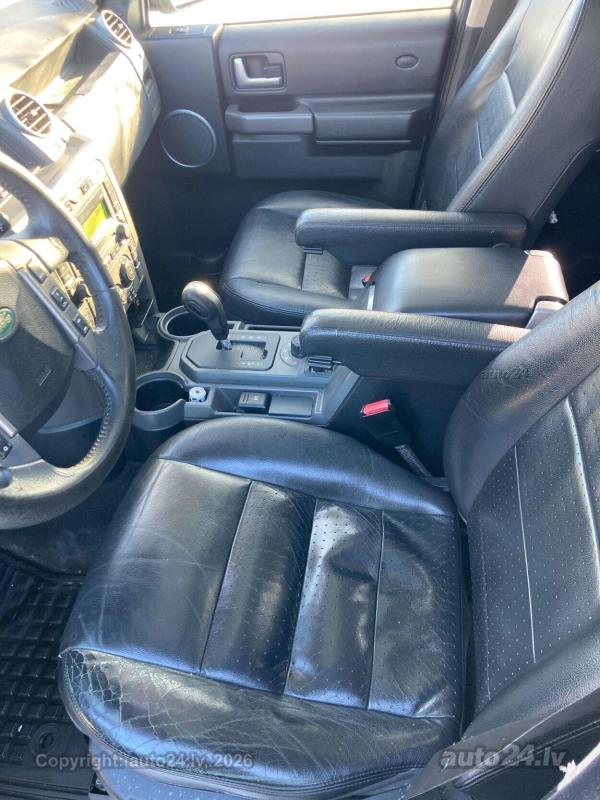 Pelēks Land Rover Discovery 2006 Tallina, ar dzinēja tilpumu 4.40 L un nobraukumu 337 tūkst. km par 6700 €, foto 11 vietnē AUTOMOTO.COM.LV