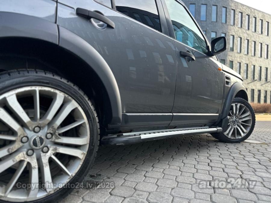 Grey Land Rover Discovery 2006 in Tallinn, with an engine capacity of 2.70 L and mileage of 0 thousand km for 4899 €, photo 8 on AUTOMOTO.COM.LV
