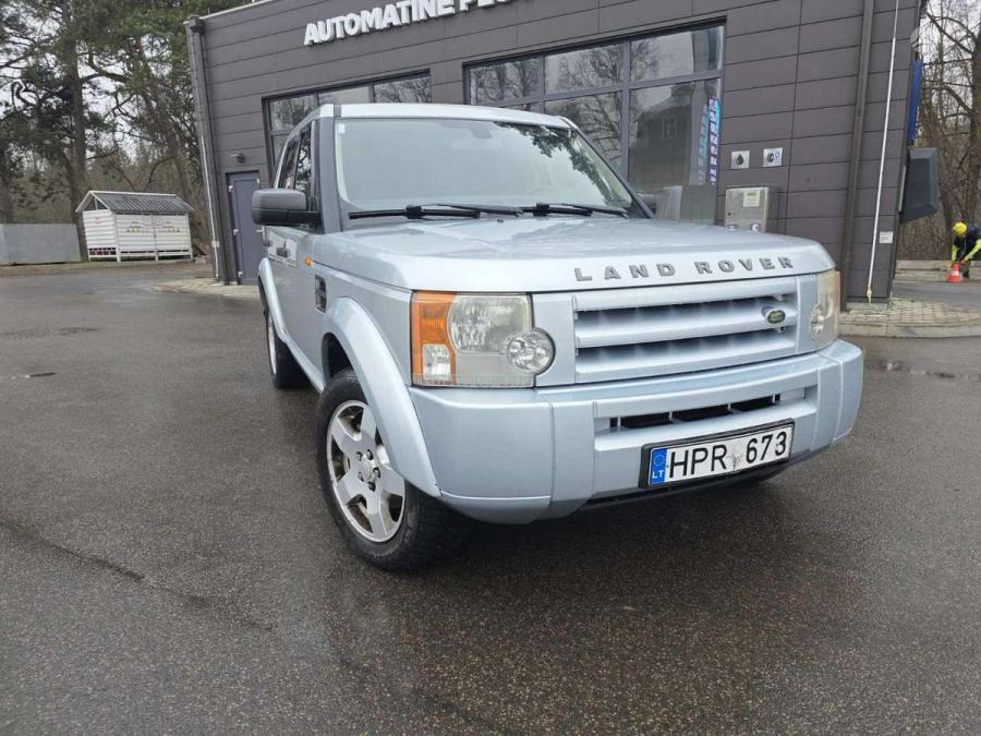 Grey Land Rover Discovery 2007 in Utena, with an engine capacity of 2.72 L and mileage of 257 thousand km for 3100 €, photo 2 on AUTOMOTO.COM.LV