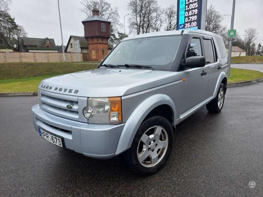 Grey Land Rover Discovery 2007 in Utena, with an engine capacity of 2.72 L and mileage of 257 thousand km for 3100 €, photo 14 on AUTOMOTO.COM.LV