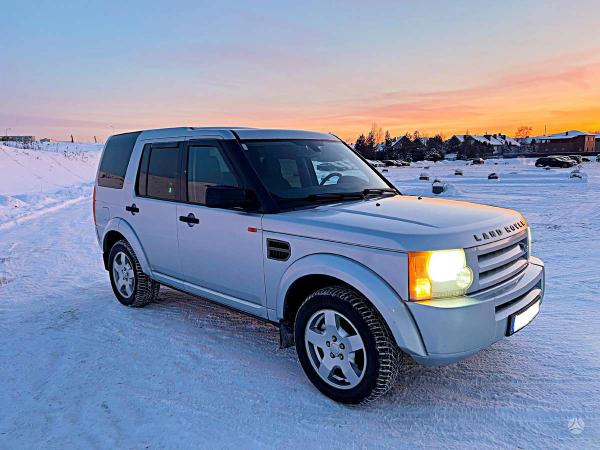Pelēks Land Rover Discovery 2007 Viļņa, ar dzinēja tilpumu 2.72 L un nobraukumu 256 tūkst. km par 3950 €, foto 3 vietnē AUTOMOTO.COM.LV