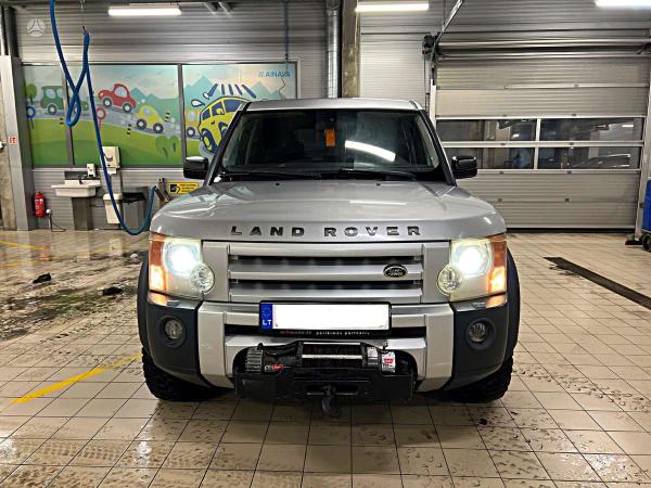 Pelēks Land Rover Discovery 2007 Viļņa, ar dzinēja tilpumu 2.72 L un nobraukumu 390 tūkst. km par 4499 €, foto 5 vietnē AUTOMOTO.COM.LV