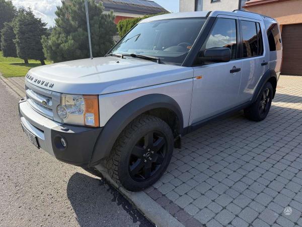 Pelēks Land Rover Discovery 2007 Viļņa, ar dzinēja tilpumu 2.72 L un nobraukumu 369 tūkst. km par 3700 €, foto 2 vietnē AUTOMOTO.COM.LV