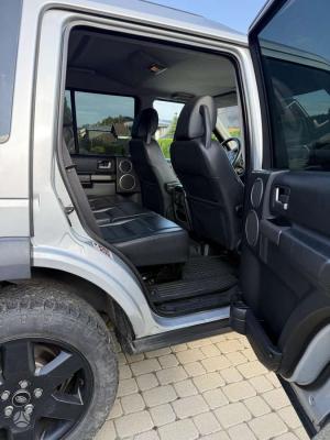 Grey Land Rover Discovery 2007 in Vilnius, with an engine capacity of 2.72 L and mileage of 369 thousand km for 3700 €, photo 15 on AUTOMOTO.COM.LV