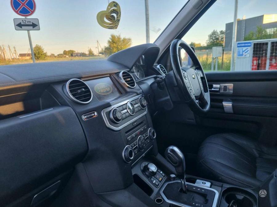 Pelēks Land Rover Discovery 2010 Tauragė, ar dzinēja tilpumu 2.99 L un nobraukumu 170 tūkst. km par 3950 €, foto 15 vietnē AUTOMOTO.COM.LV