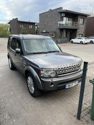 Pelēks Land Rover Discovery 2010 Kauņa, ar dzinēja tilpumu 5.00 L un nobraukumu 296 tūkst. km par 12500 €, foto  vietnē AUTOMOTO.COM.LV