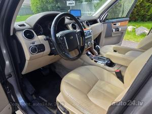Pelēks Land Rover Discovery 2010 Tallina, ar dzinēja tilpumu 3.00 L un nobraukumu 275 tūkst. km par 5990 €, foto 10 vietnē AUTOMOTO.COM.LV
