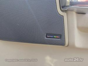 Pelēks Land Rover Discovery 2010 Tallina, ar dzinēja tilpumu 3.00 L un nobraukumu 275 tūkst. km par 5990 €, foto 19 vietnē AUTOMOTO.COM.LV