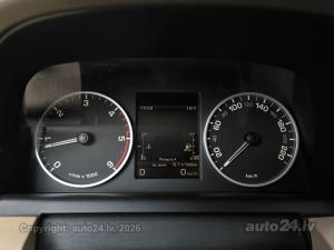 Pelēks Land Rover Discovery 2010 Tallina, ar dzinēja tilpumu 3.00 L un nobraukumu 275 tūkst. km par 5990 €, foto 28 vietnē AUTOMOTO.COM.LV