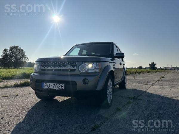 Land Rover Discovery 2010 Rīga vietnē Pelēks Land Rover Discovery 2010 Rīga, ar dzinēja tilpumu 3.00 L un nobraukumu 207 tūkst. km par 12800 €, foto 1 vietnē AUTOMOTO.COM.LV