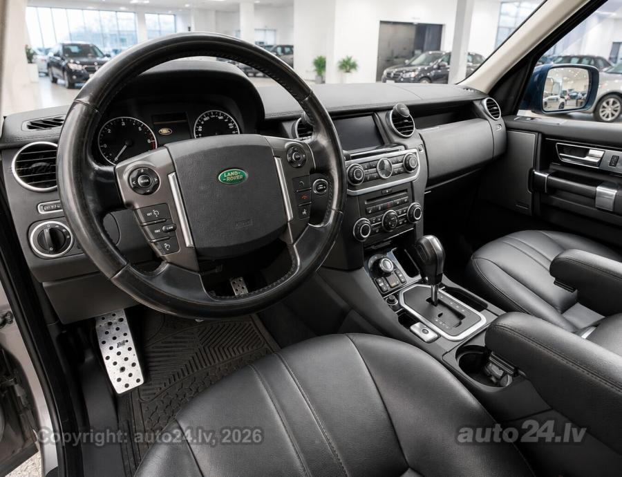 Grey Land Rover Discovery 2010 in Tallinn, with an engine capacity of 2.70 L and mileage of 225 thousand km for 9900 €, photo 5 on AUTOMOTO.COM.LV