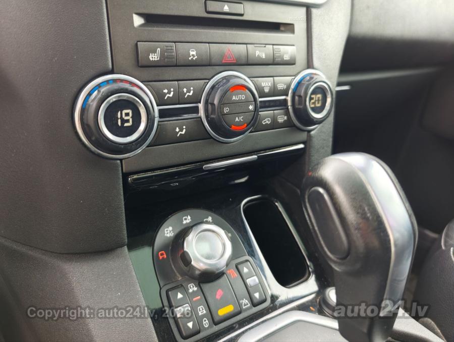 Grey Land Rover Discovery 2010 in Tallinn, with an engine capacity of 2.70 L and mileage of 225 thousand km for 9900 €, photo 6 on AUTOMOTO.COM.LV
