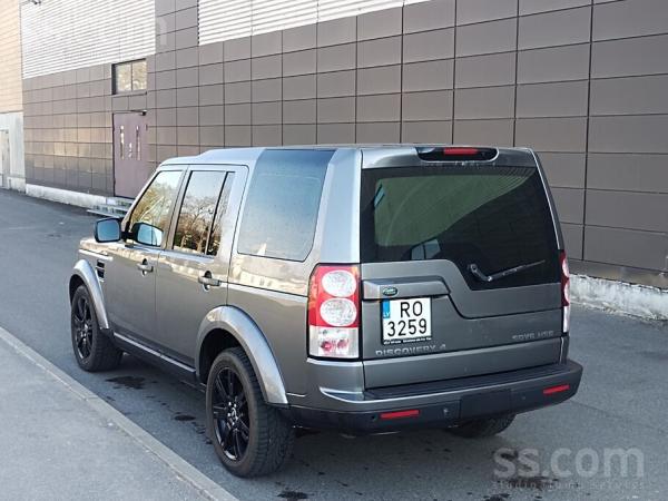 Pelēks Land Rover Discovery 2011 Rīga, ar dzinēja tilpumu 3.00 L un nobraukumu 0 tūkst. km par 7500 €, foto 6 vietnē AUTOMOTO.COM.LV